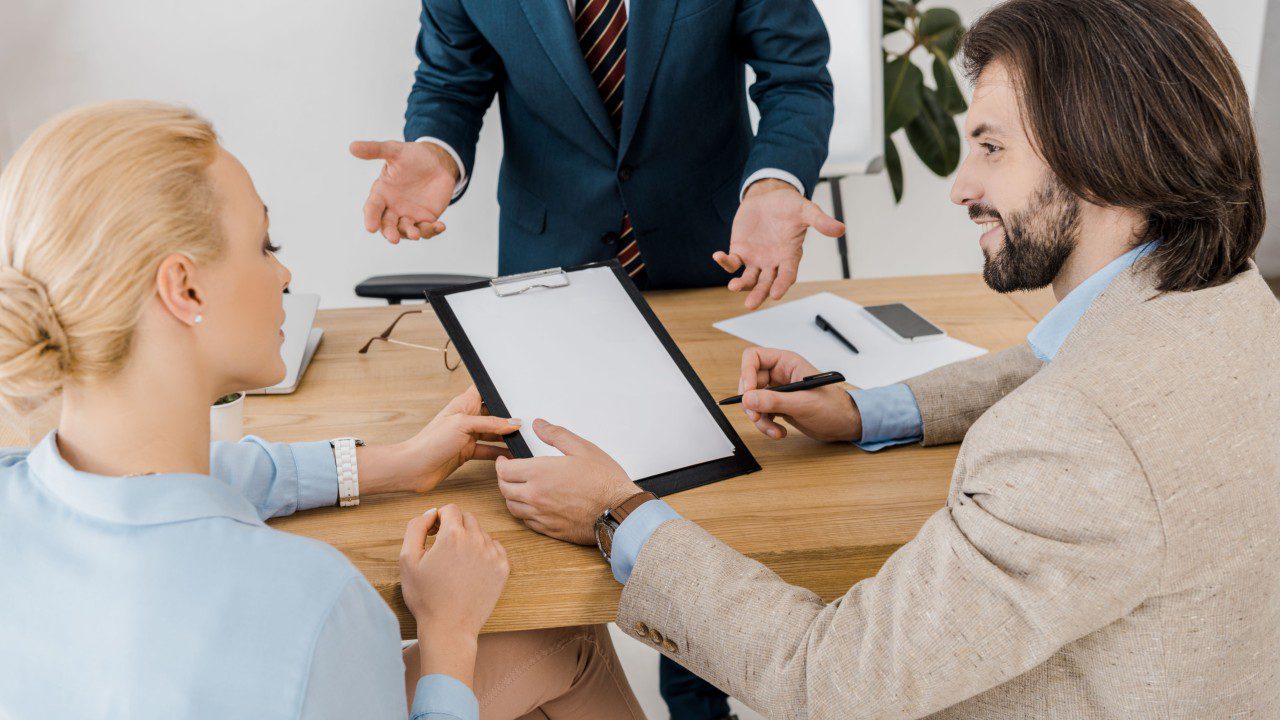 Finding Common Ground: Negotiation Techniques for Win-Win Outcomes | ProSales Blog